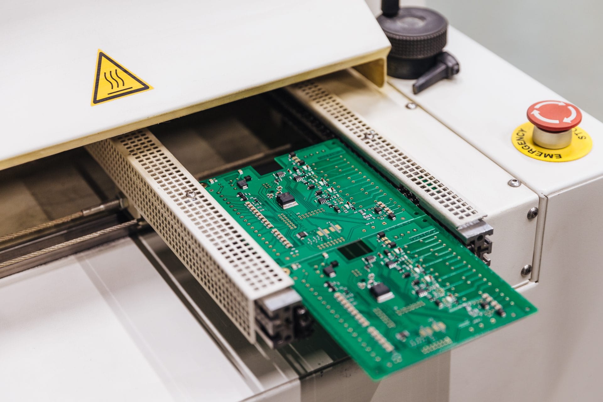 Everything to Know About the PCB Assembly Process - Altimex