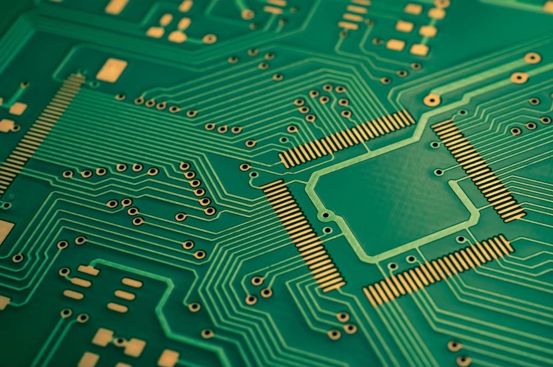 ENIG vs Hard Gold: Which is Best for a PCB?