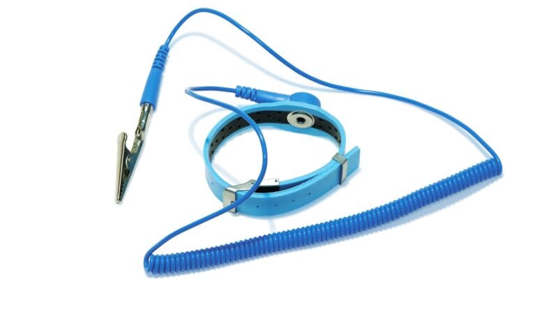 How to Prevent Electrostatic Discharge - Altimex