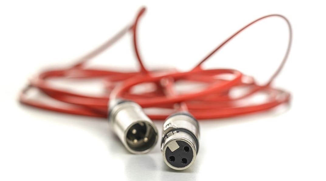 Male and Female Connectors: What's the Difference? - Altimex